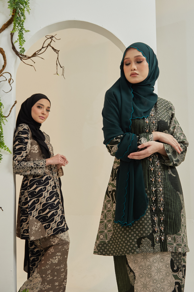 Kebaya Nusantara | Emerald Green – Sopan Warisan